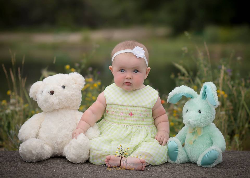 Outdoor Sessions with Babies? Yes!! | Photography by Michelle Kase