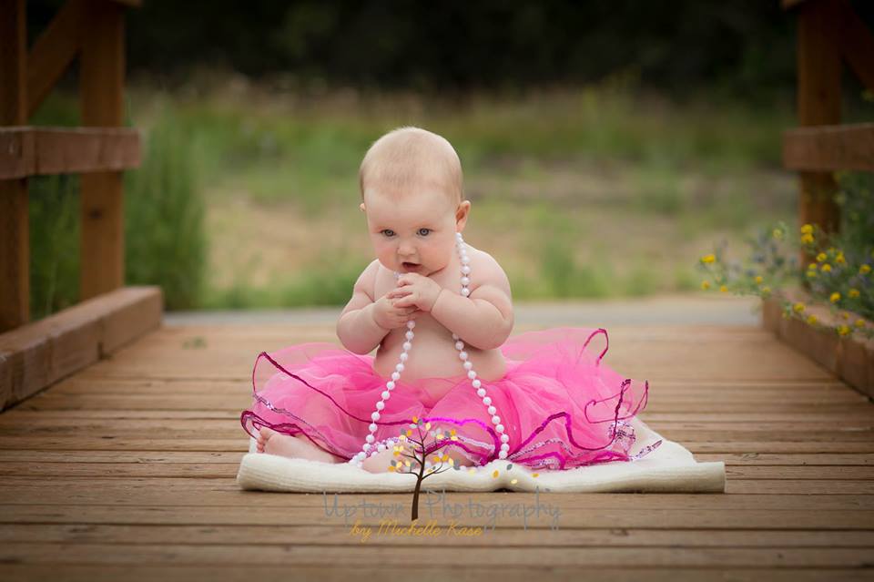 Outdoor Sessions with Babies? Yes!! | Photography by Michelle Kase